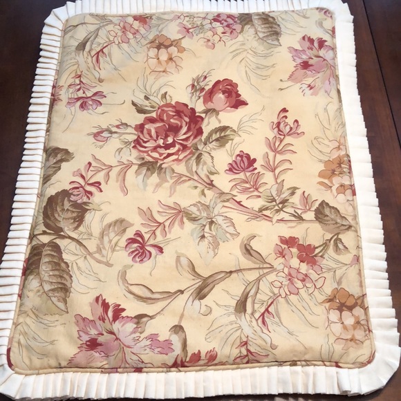 Croscill | Bedding | Croscill Standard Size Ruffled Pillow Shames Set ...